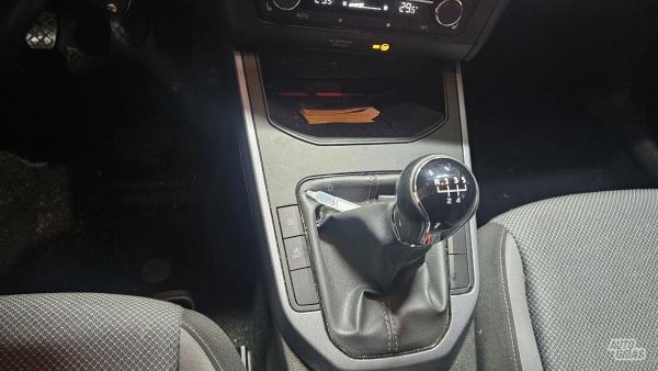 SEAT Arona 2021 in Jonava, with an engine capacity of 1.60 L and mileage of 78 thousand km for 6000 €, photo 6 on AUTOMOTO.COM.LV