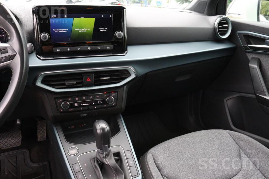 Green SEAT Arona 2021 in Riga, with an engine capacity of 1.00 L and mileage of 90 thousand km for 14490 €, photo 13 on AUTOMOTO.COM.LV