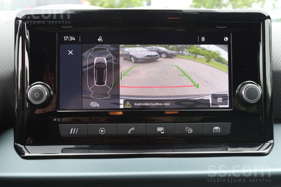 Green SEAT Arona 2021 in Riga, with an engine capacity of 1.00 L and mileage of 90 thousand km for 14490 €, photo 19 on AUTOMOTO.COM.LV