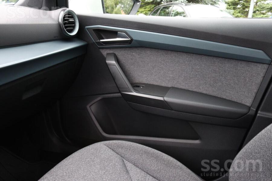 Green SEAT Arona 2021 in Riga, with an engine capacity of 1.00 L and mileage of 90 thousand km for 14490 €, photo 22 on AUTOMOTO.COM.LV
