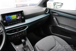 Green SEAT Arona 2021 in Riga, with an engine capacity of 1.00 L and mileage of 47 thousand km for 15200 €, photo 13 on AUTOMOTO.COM.LV