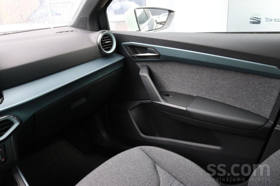 Green SEAT Arona 2021 in Riga, with an engine capacity of 1.00 L and mileage of 47 thousand km for 15200 €, photo 26 on AUTOMOTO.COM.LV