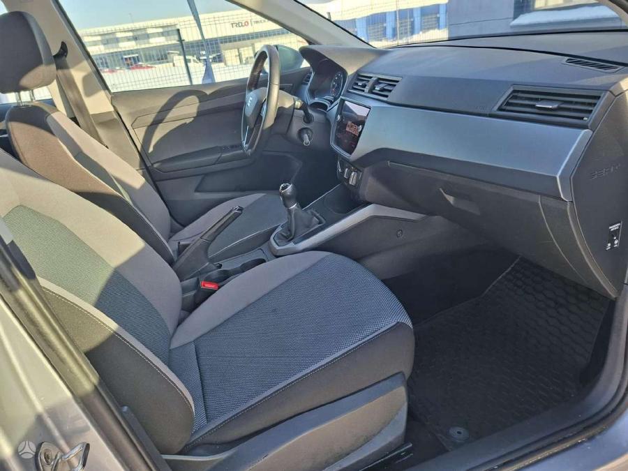 Pelēks SEAT Arona 2019 Viļņa, ar dzinēja tilpumu 1.00 L un nobraukumu 141 tūkst. km par 10600 €, foto 8 vietnē AUTOMOTO.COM.LV