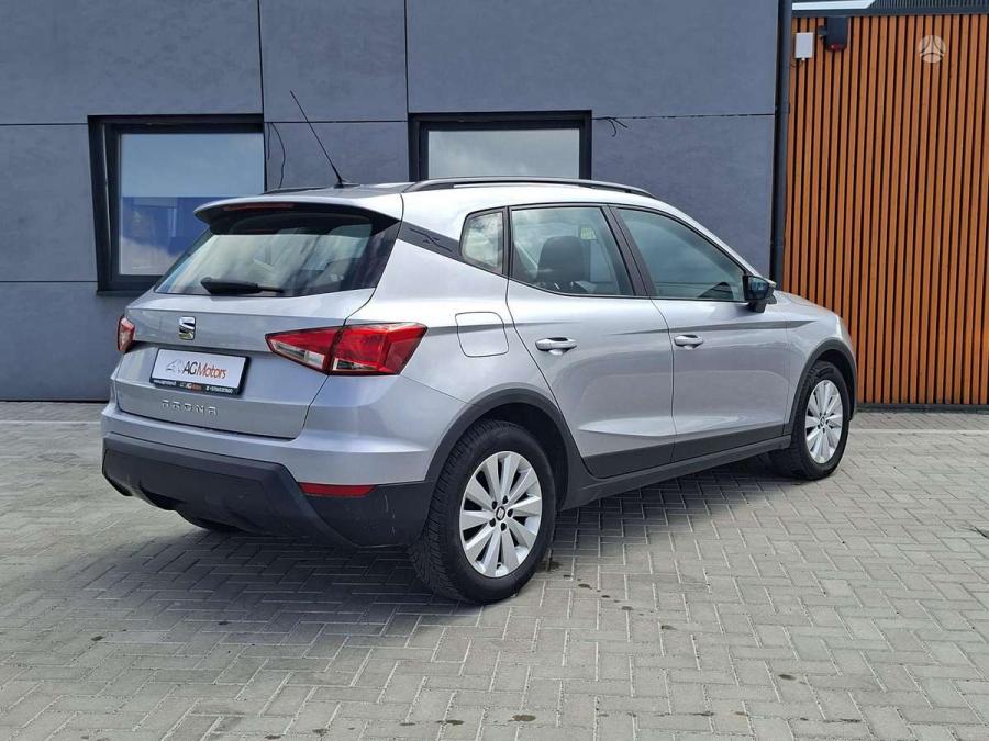 Grey SEAT Arona 2019 in Vilnius, with an engine capacity of 1.00 L and mileage of 145 thousand km for 9990 €, photo 4 on AUTOMOTO.COM.LV