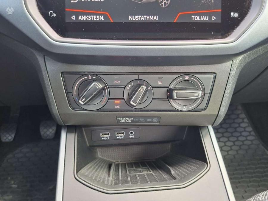 Grey SEAT Arona 2019 in Vilnius, with an engine capacity of 1.00 L and mileage of 145 thousand km for 9990 €, photo 14 on AUTOMOTO.COM.LV