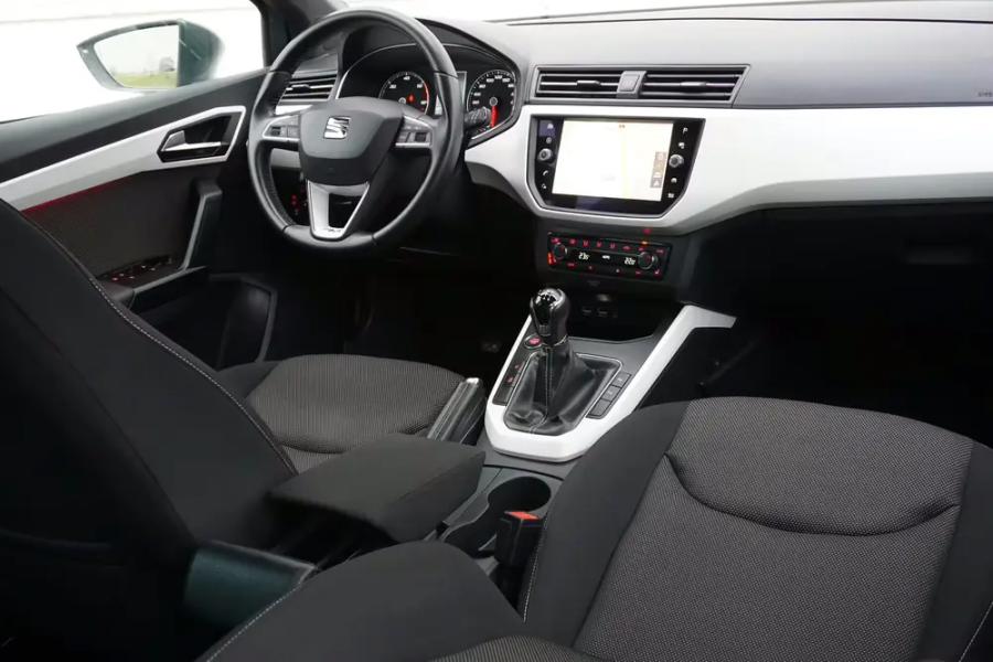 Pelēks SEAT Arona 2019 Rīga, ar dzinēja tilpumu 1.60 L un nobraukumu 178 tūkst. km par 10400 €, foto 14 vietnē AUTOMOTO.COM.LV
