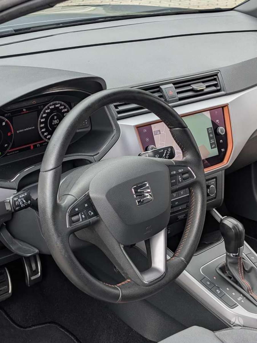 Pelēks SEAT Arona 2019 Kauņa, ar dzinēja tilpumu 1.60 L un nobraukumu 224 tūkst. km par 8500 €, foto 12 vietnē AUTOMOTO.COM.LV
