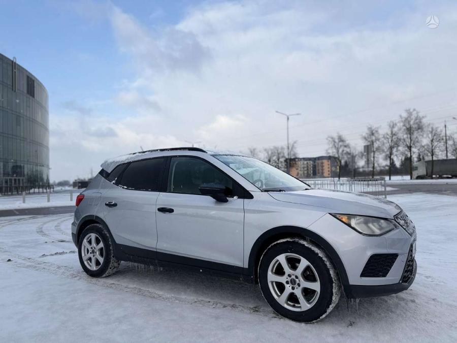 Grey SEAT Arona 2020 in Siauliai, with an engine capacity of 1.00 L and mileage of 10 thousand km for 11100 €, photo 8 on AUTOMOTO.COM.LV