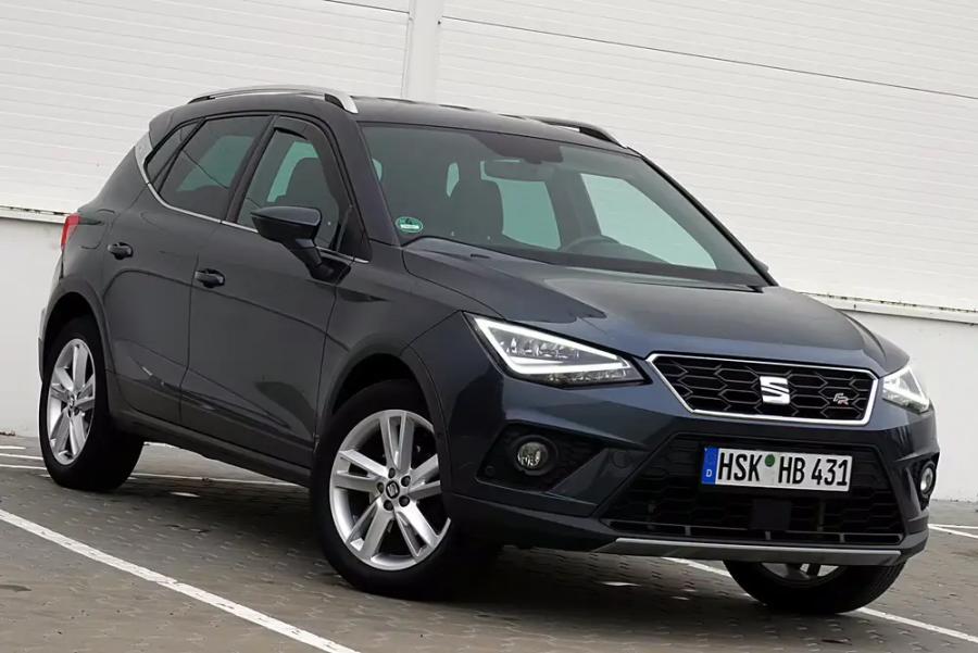 Pelēks SEAT Arona 2020 Rīga, ar dzinēja tilpumu 1.60 L un nobraukumu 177 tūkst. km par 9900 €, foto 3 vietnē AUTOMOTO.COM.LV