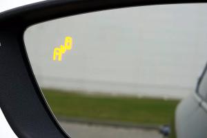 Pelēks SEAT Arona 2020 Rīga, ar dzinēja tilpumu 1.60 L un nobraukumu 177 tūkst. km par 9900 €, foto 30 vietnē AUTOMOTO.COM.LV