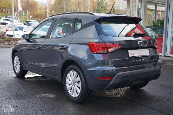 Grey SEAT Arona 2021 in Kaunas, with an engine capacity of 1.00 L and mileage of 35 thousand km for 22349 €, photo 5 on AUTOMOTO.COM.LV