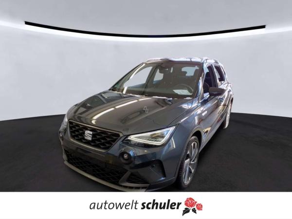 Grey SEAT Arona 2021 in Kaunas, with an engine capacity of 1.50 L and mileage of 25 thousand km for 23399 €, photo 1 on AUTOMOTO.COM.LV