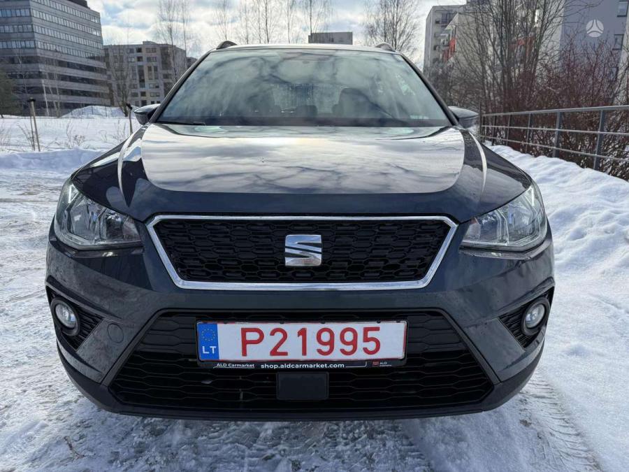 Pelēks SEAT Arona 2021 Viļņa, ar dzinēja tilpumu 1.00 L un nobraukumu 213 tūkst. km par 9899 €, foto 2 vietnē AUTOMOTO.COM.LV