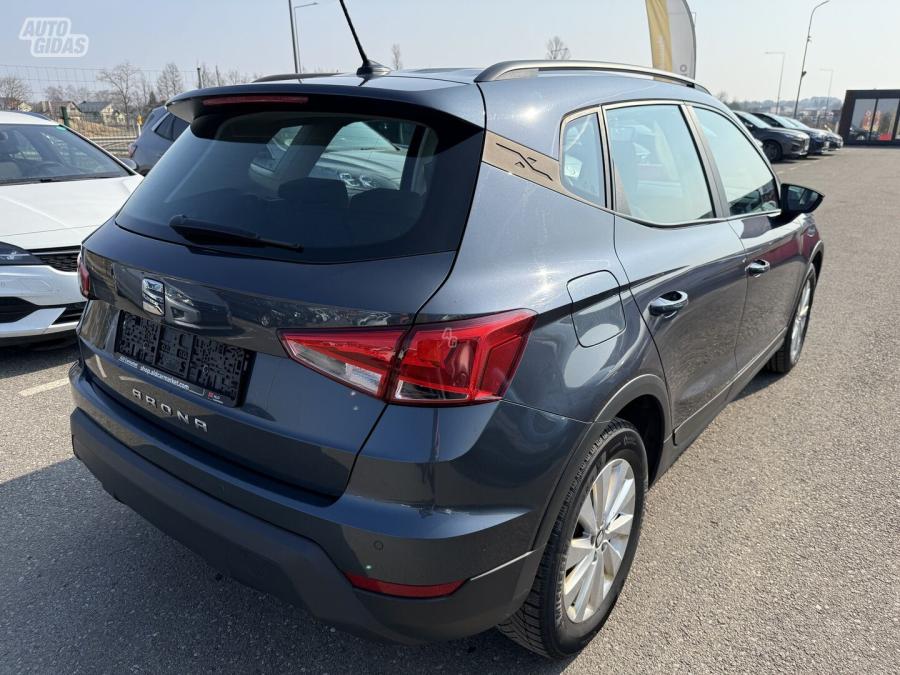 Pelēks SEAT Arona 2021 Viļņa, ar dzinēja tilpumu 1.00 L un nobraukumu 213 tūkst. km par 9750 €, foto 6 vietnē AUTOMOTO.COM.LV