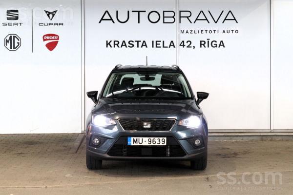 Grey SEAT Arona 2021 in Riga, with an engine capacity of 1.00 L and mileage of 96 thousand km for 13490 €, photo 2 on AUTOMOTO.COM.LV