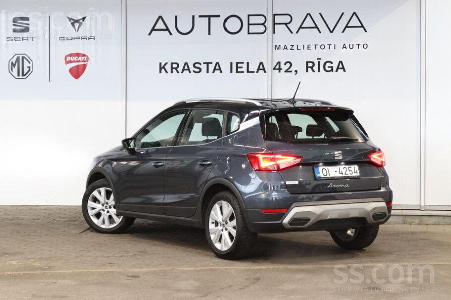 Grey SEAT Arona 2022 in Riga, with an engine capacity of 1.00 L and mileage of 35 thousand km for 16490 €, photo 8 on AUTOMOTO.COM.LV
