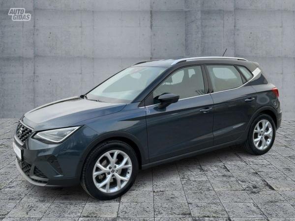 Grey SEAT Arona 2022 in Kaunas, with an engine capacity of 1.00 L and mileage of 19 thousand km for 22359 €, photo 2 on AUTOMOTO.COM.LV
