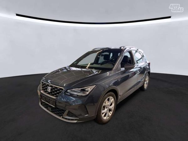 Pelēks SEAT Arona 2023 Kauņa, ar dzinēja tilpumu 1.00 L un nobraukumu 20 tūkst. km par 22390 €, foto 3 vietnē AUTOMOTO.COM.LV