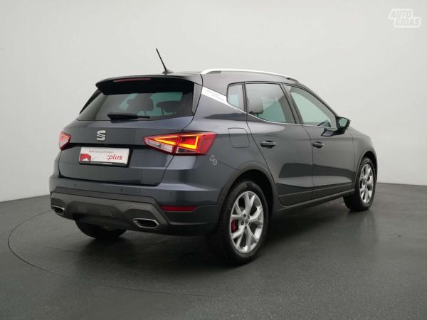 Grey SEAT Arona 2023 in Kaunas, with an engine capacity of 1.50 L and mileage of 53 thousand km for 25993 €, photo 3 on AUTOMOTO.COM.LV