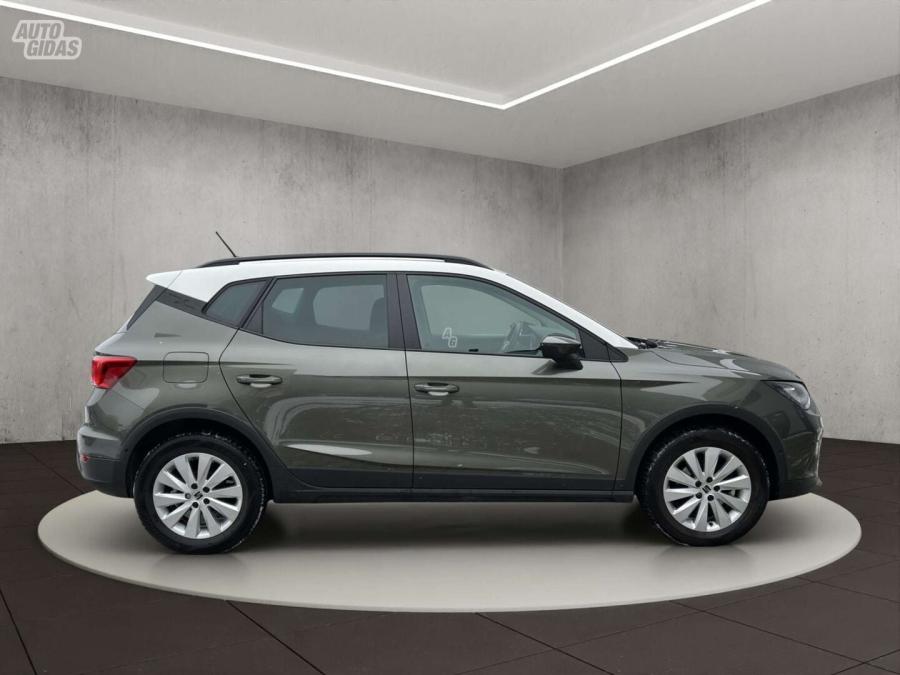 Grey SEAT Arona 2023 in Kaunas, with an engine capacity of 1.00 L and mileage of 22 thousand km for 21678 €, photo 6 on AUTOMOTO.COM.LV