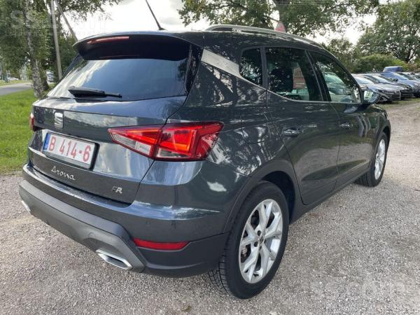 Grey SEAT Arona 2023 in Riga, with an engine capacity of 1.00 L and mileage of 6 thousand km for 15990 €, photo 5 on AUTOMOTO.COM.LV