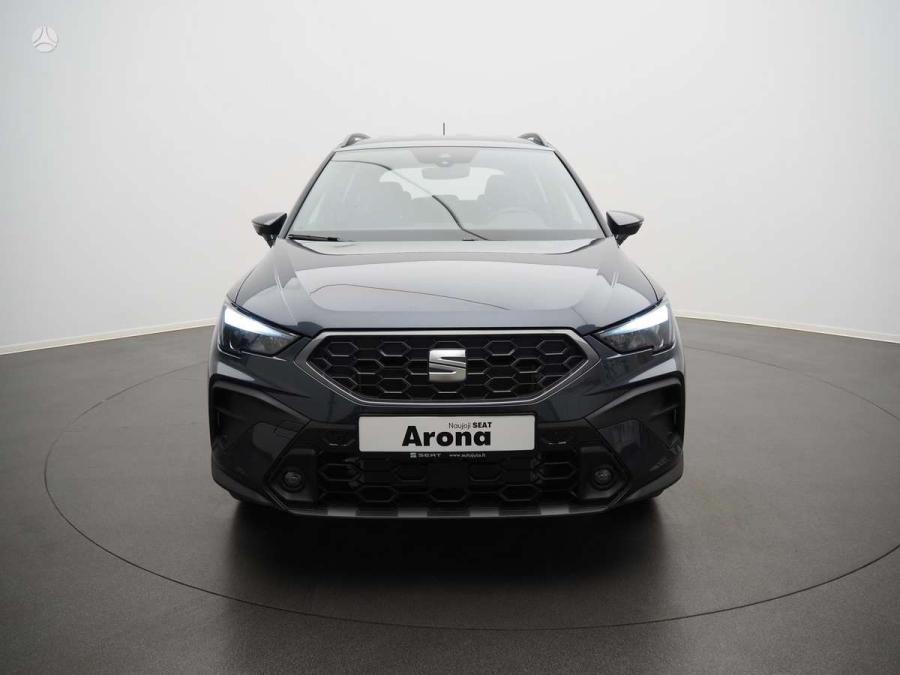 Grey SEAT Arona 2025 in Vilnius, with an engine capacity of 1.00 L and mileage of 0 thousand km for 24600 €, photo 3 on AUTOMOTO.COM.LV