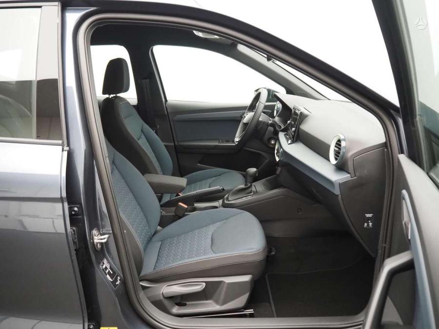 Grey SEAT Arona 2025 in Vilnius, with an engine capacity of 1.00 L and mileage of 0 thousand km for 24600 €, photo 12 on AUTOMOTO.COM.LV