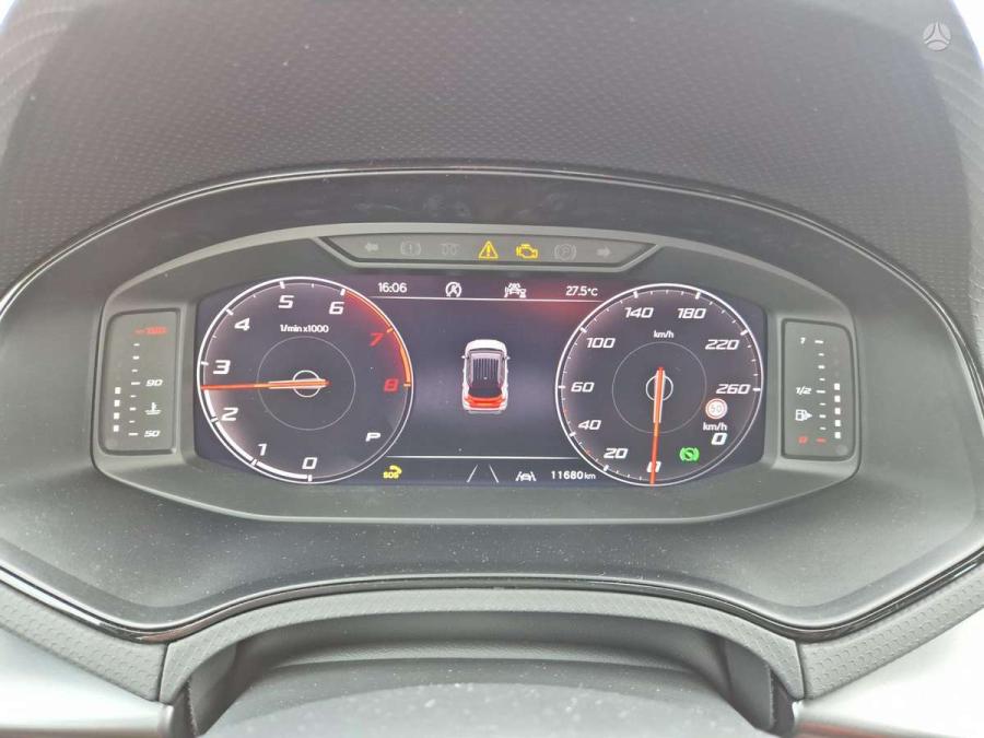 Grey SEAT Arona 2026 in Siauliai, with an engine capacity of 1.50 L and mileage of 12 thousand km for 18500 €, photo 8 on AUTOMOTO.COM.LV