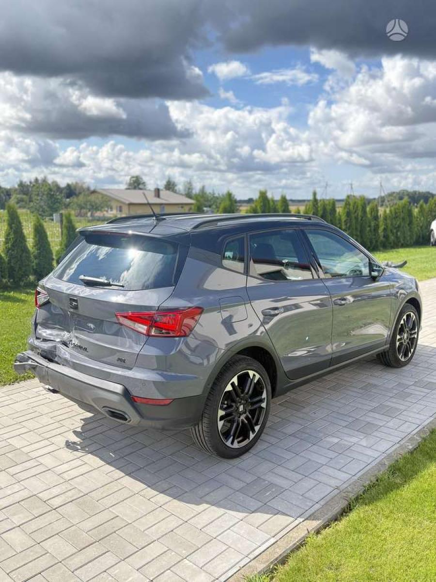 Pelēks SEAT Arona 2026 Šauļi, ar dzinēja tilpumu 1.50 L un nobraukumu 12 tūkst. km par 17800 €, foto 4 vietnē AUTOMOTO.COM.LV