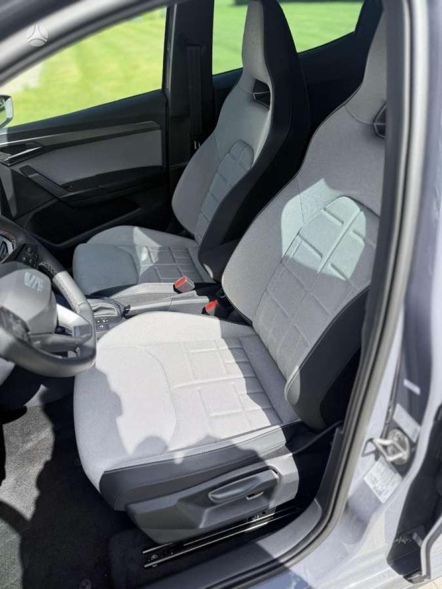 Pelēks SEAT Arona 2026 Šauļi, ar dzinēja tilpumu 1.50 L un nobraukumu 12 tūkst. km par 17800 €, foto 9 vietnē AUTOMOTO.COM.LV