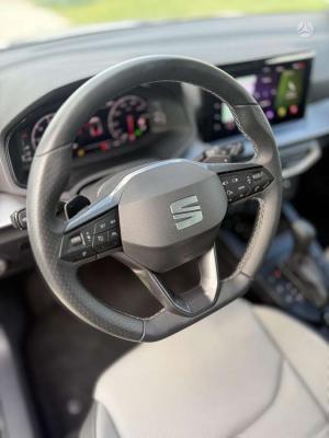 Pelēks SEAT Arona 2026 Šauļi, ar dzinēja tilpumu 1.50 L un nobraukumu 12 tūkst. km par 17800 €, foto 14 vietnē AUTOMOTO.COM.LV