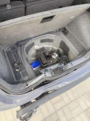 Pelēks SEAT Arona 2026 Šauļi, ar dzinēja tilpumu 1.50 L un nobraukumu 12 tūkst. km par 17800 €, foto 24 vietnē AUTOMOTO.COM.LV