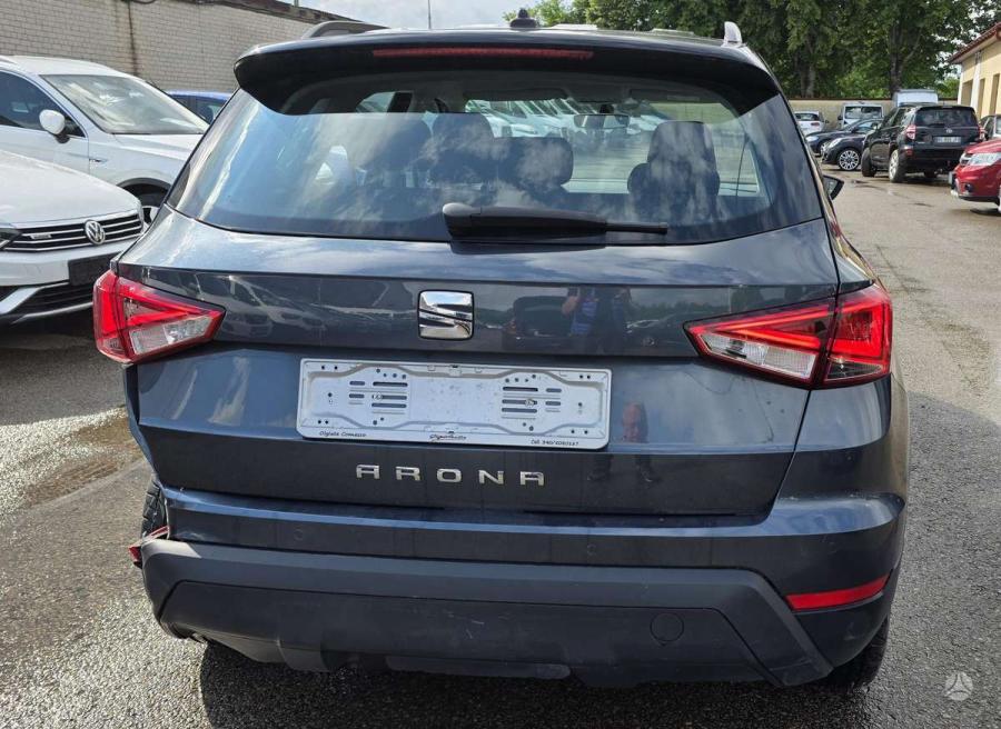 Pelēks SEAT Arona 2019 Tauragė, ar dzinēja tilpumu 1.60 L un nobraukumu 79 tūkst. km par 6300 €, foto 5 vietnē AUTOMOTO.COM.LV