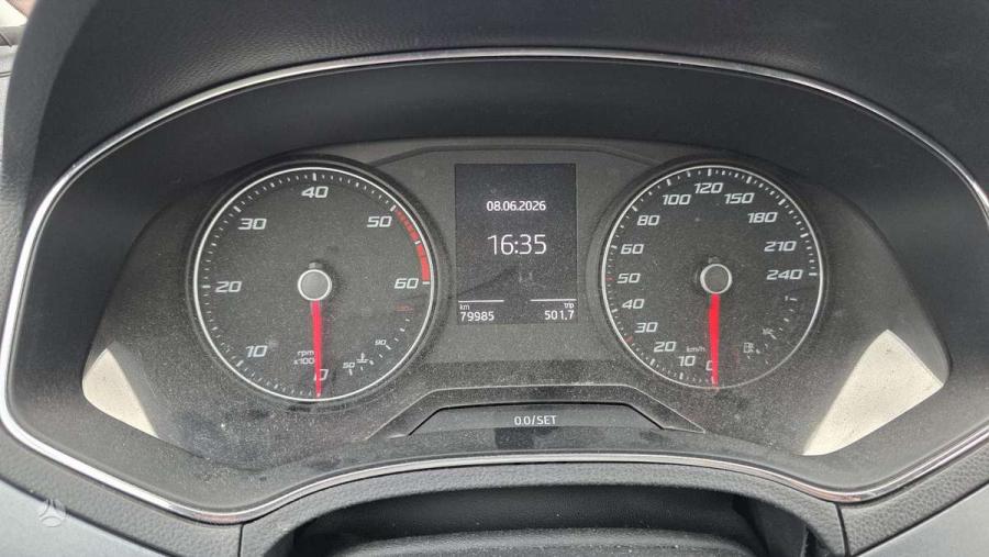 Pelēks SEAT Arona 2019 Tauragė, ar dzinēja tilpumu 1.60 L un nobraukumu 79 tūkst. km par 6300 €, foto 12 vietnē AUTOMOTO.COM.LV