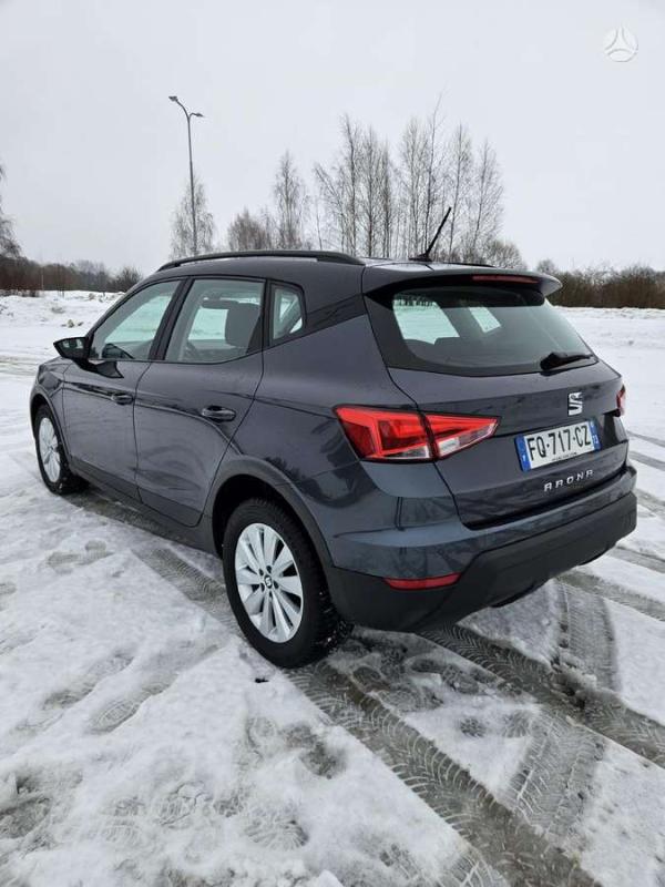 Pelēks SEAT Arona 2020 Tauragė, ar dzinēja tilpumu 1.60 L un nobraukumu 170 tūkst. km par 11500 €, foto 6 vietnē AUTOMOTO.COM.LV