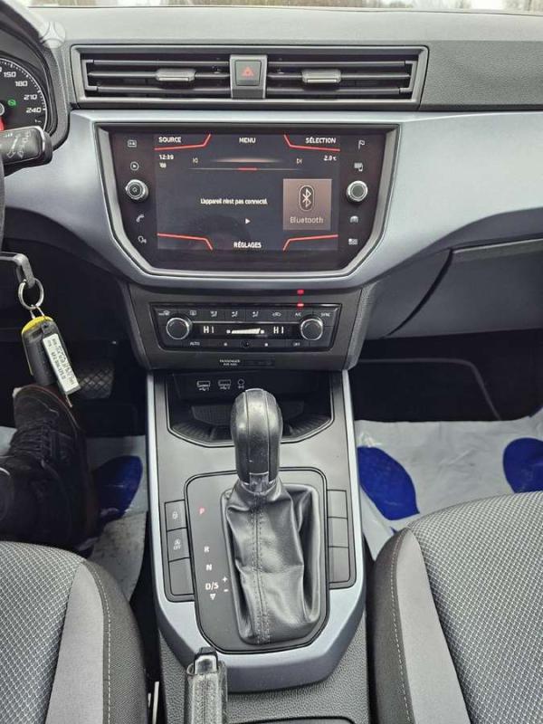 Pelēks SEAT Arona 2020 Tauragė, ar dzinēja tilpumu 1.60 L un nobraukumu 170 tūkst. km par 11500 €, foto 11 vietnē AUTOMOTO.COM.LV