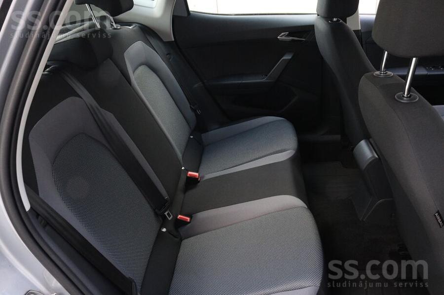 Pelēks SEAT Arona 2021 Rīga, ar dzinēja tilpumu 1.00 L un nobraukumu 83 tūkst. km par 13490 €, foto 27 vietnē AUTOMOTO.COM.LV