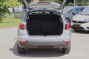 Pelēks SEAT Arona 2021 Rīga, ar dzinēja tilpumu 1.00 L un nobraukumu 83 tūkst. km par 13490 €, foto 32 vietnē AUTOMOTO.COM.LV