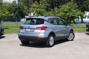 Pelēks SEAT Arona 2021 Rīga, ar dzinēja tilpumu 1.00 L un nobraukumu 83 tūkst. km par 13490 €, foto 34 vietnē AUTOMOTO.COM.LV