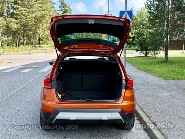 Oranžs SEAT Arona 2018 Tallina, ar dzinēja tilpumu 1.00 L un nobraukumu 74 tūkst. km par 12990 €, foto 4 vietnē AUTOMOTO.COM.LV