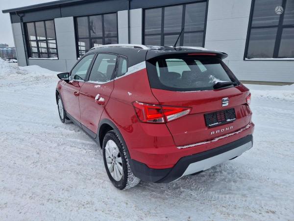 Red SEAT Arona 2018 in Panevezys, with an engine capacity of 1.00 L and mileage of 180 thousand km for 6990 €, photo 10 on AUTOMOTO.COM.LV
