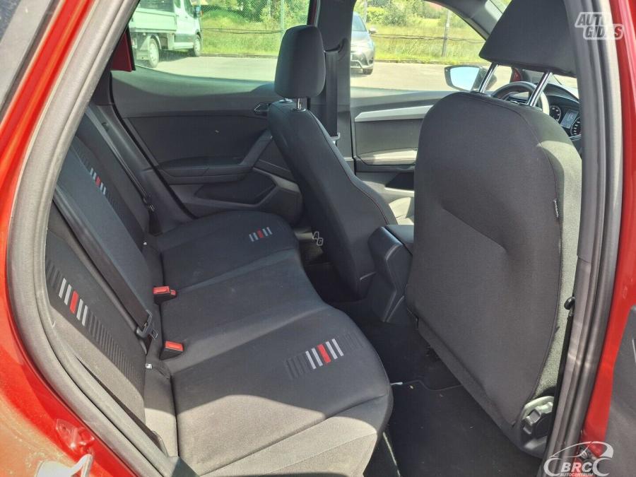 Красный Сеат Arona 2019 в Авиженяй, объемом двигателя 1.00 л и пробегом 99 тыс. км за 12900 €, фото 11 на AUTOMOTO.COM.LV