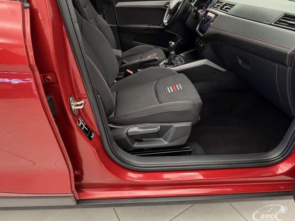 Sarkans SEAT Arona 2019 Viļņa, ar dzinēja tilpumu 1.00 L un nobraukumu 99 tūkst. km par 12900 €, foto 7 vietnē AUTOMOTO.COM.LV