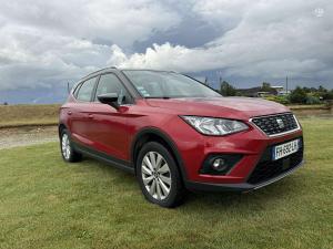 Red SEAT Arona 2019 in Siauliai, with an engine capacity of 1.60 L and mileage of 98 thousand km for 10200 €, photo 4 on AUTOMOTO.COM.LV