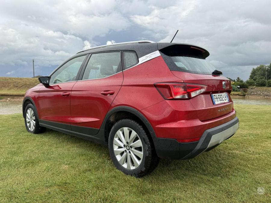 Red SEAT Arona 2019 in Siauliai, with an engine capacity of 1.60 L and mileage of 98 thousand km for 10200 €, photo 15 on AUTOMOTO.COM.LV