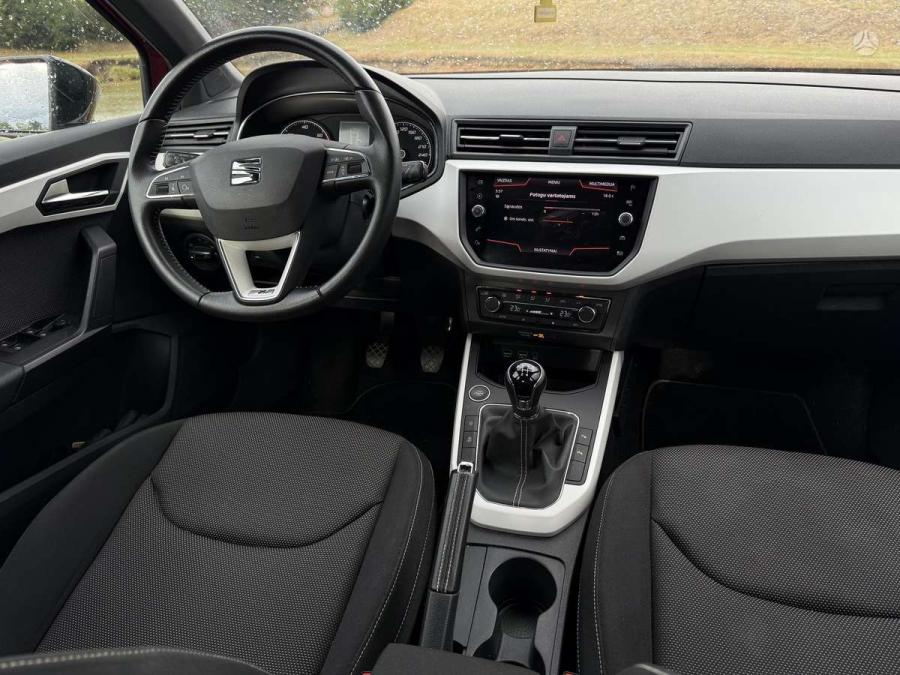 Red SEAT Arona 2019 in Siauliai, with an engine capacity of 1.60 L and mileage of 98 thousand km for 10200 €, photo 19 on AUTOMOTO.COM.LV
