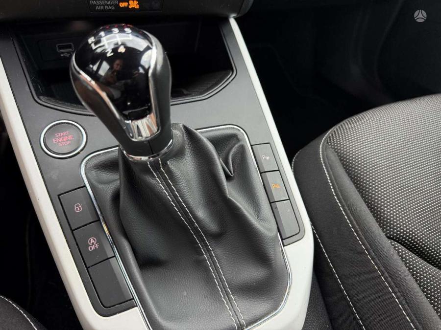 Red SEAT Arona 2019 in Siauliai, with an engine capacity of 1.60 L and mileage of 98 thousand km for 10200 €, photo 27 on AUTOMOTO.COM.LV