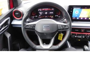 Red SEAT Arona 2023 in Kaunas, with an engine capacity of 1.00 L and mileage of 15 thousand km for 21686 €, photo 9 on AUTOMOTO.COM.LV