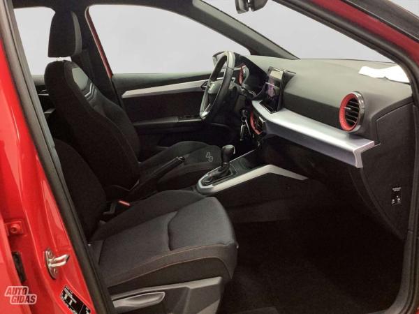 Sarkans SEAT Arona 2024 Kauņa, ar dzinēja tilpumu 1.00 L un nobraukumu 14 tūkst. km par 22620 €, foto 4 vietnē AUTOMOTO.COM.LV
