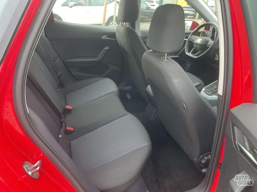 Red SEAT Arona 2024 in Kaunas, with an engine capacity of 1.00 L and mileage of 15 thousand km for 24788 €, photo 12 on AUTOMOTO.COM.LV